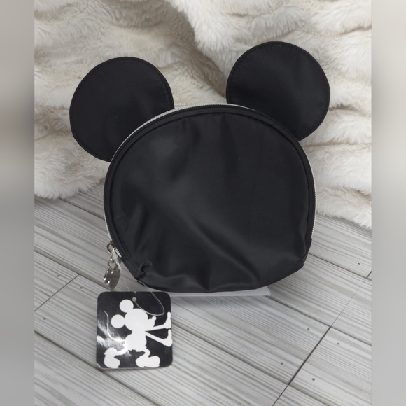Disney | Bags | Disney Mickey Mouse Mickey Ear Round Top Cosmetic Bag ...